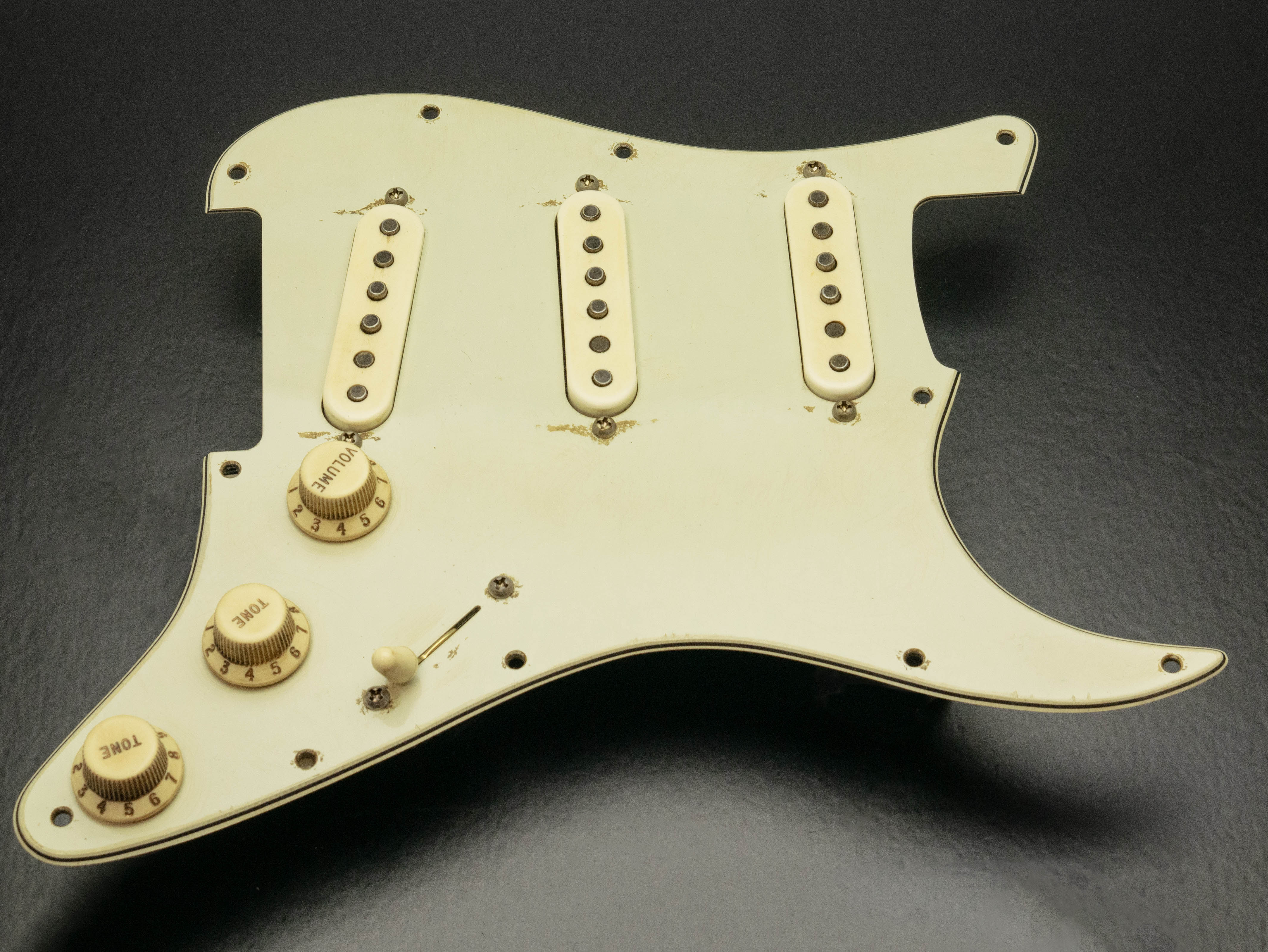 Triptych Singlecoil Aged Mint Green/Cream/Parchment Prewired Strat ...