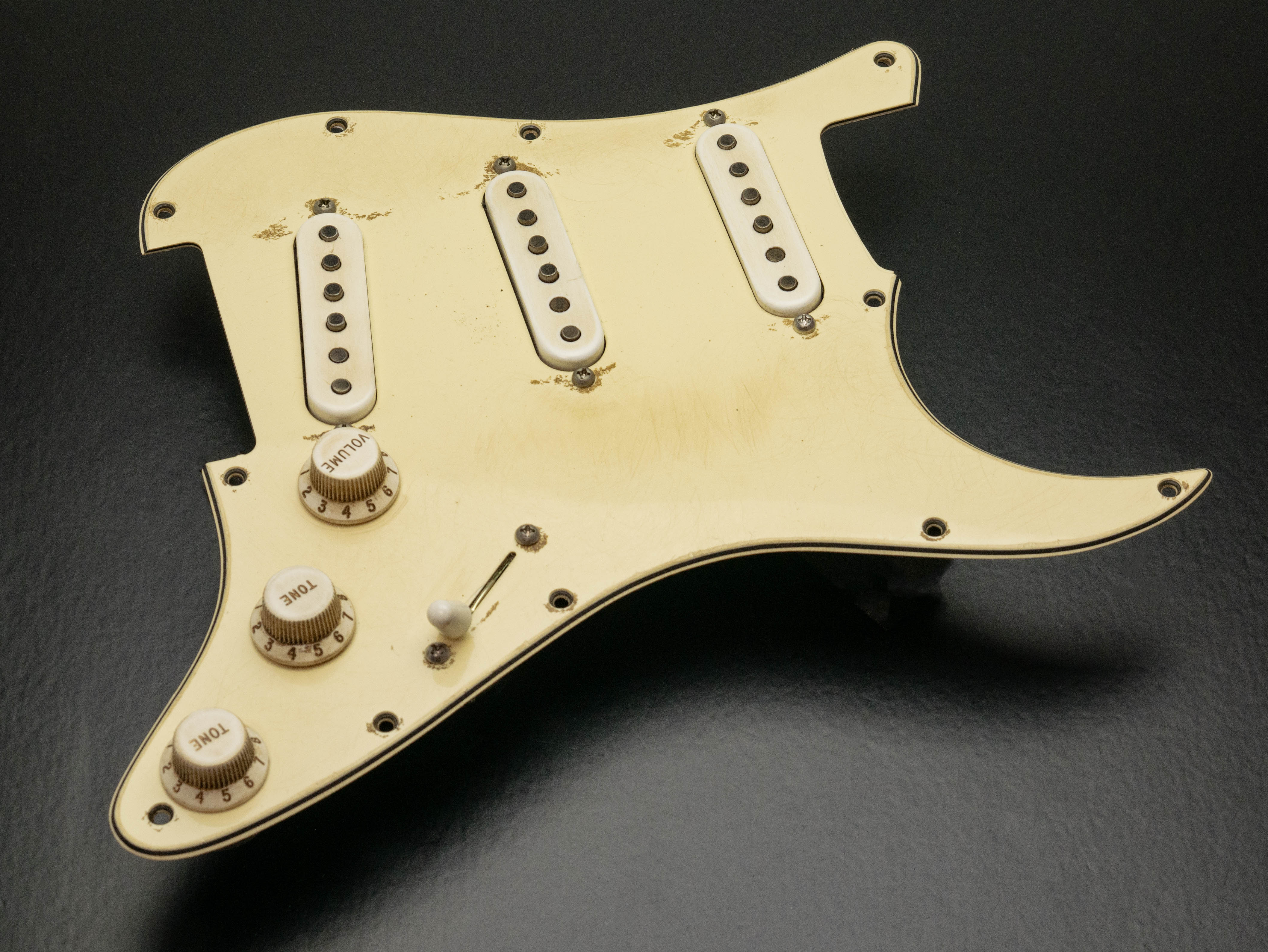 Pat Pend '63 Veneer Board Singlecoil Aged Cream/Parchment Prewired ...