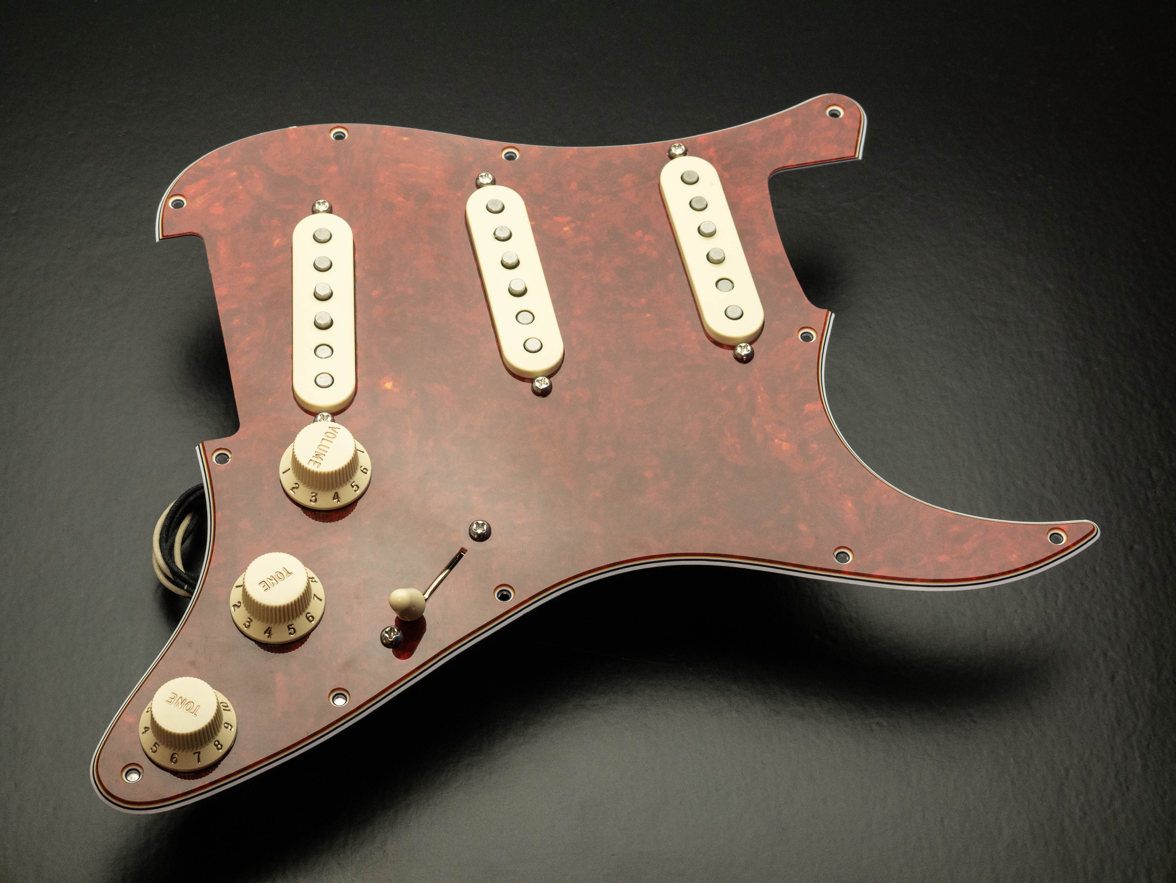 '63 Veneer Board Singlecoil Cream / Vintage Red Tortoise Prewired Strat ...