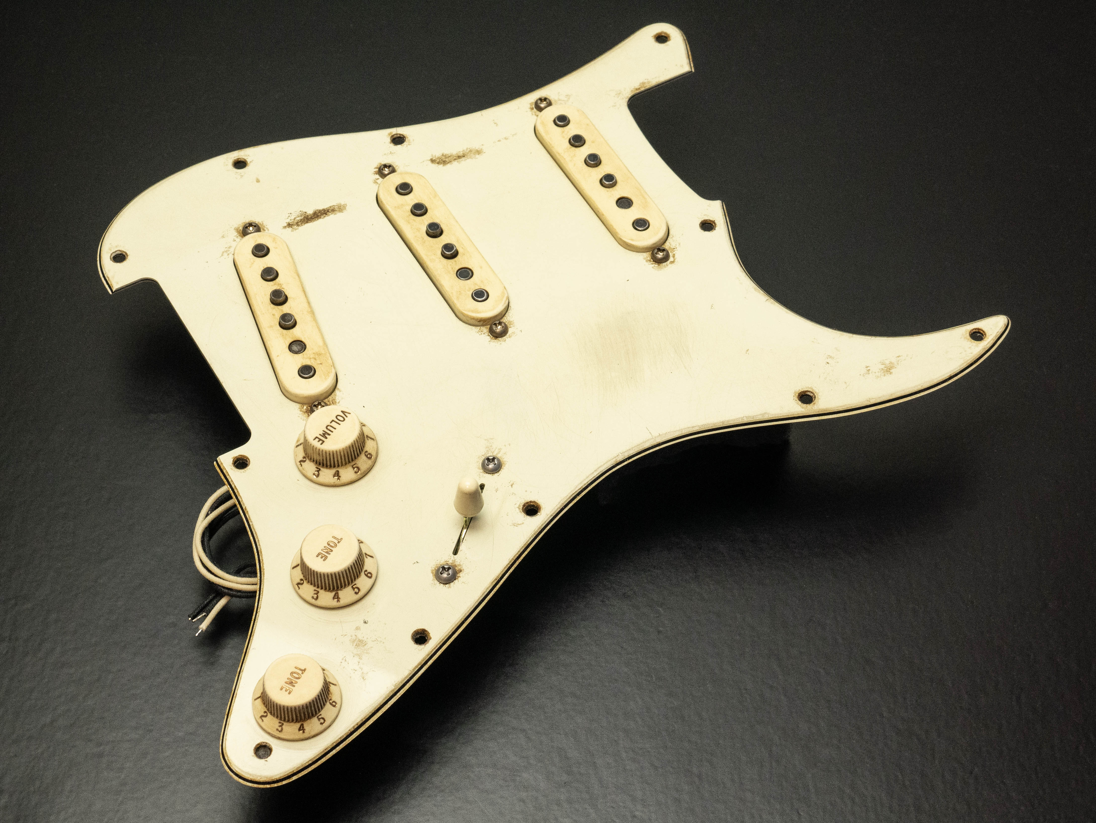 Triptych Singlecoil Aged Mint Green / Aged Cream Prewired Strat ...